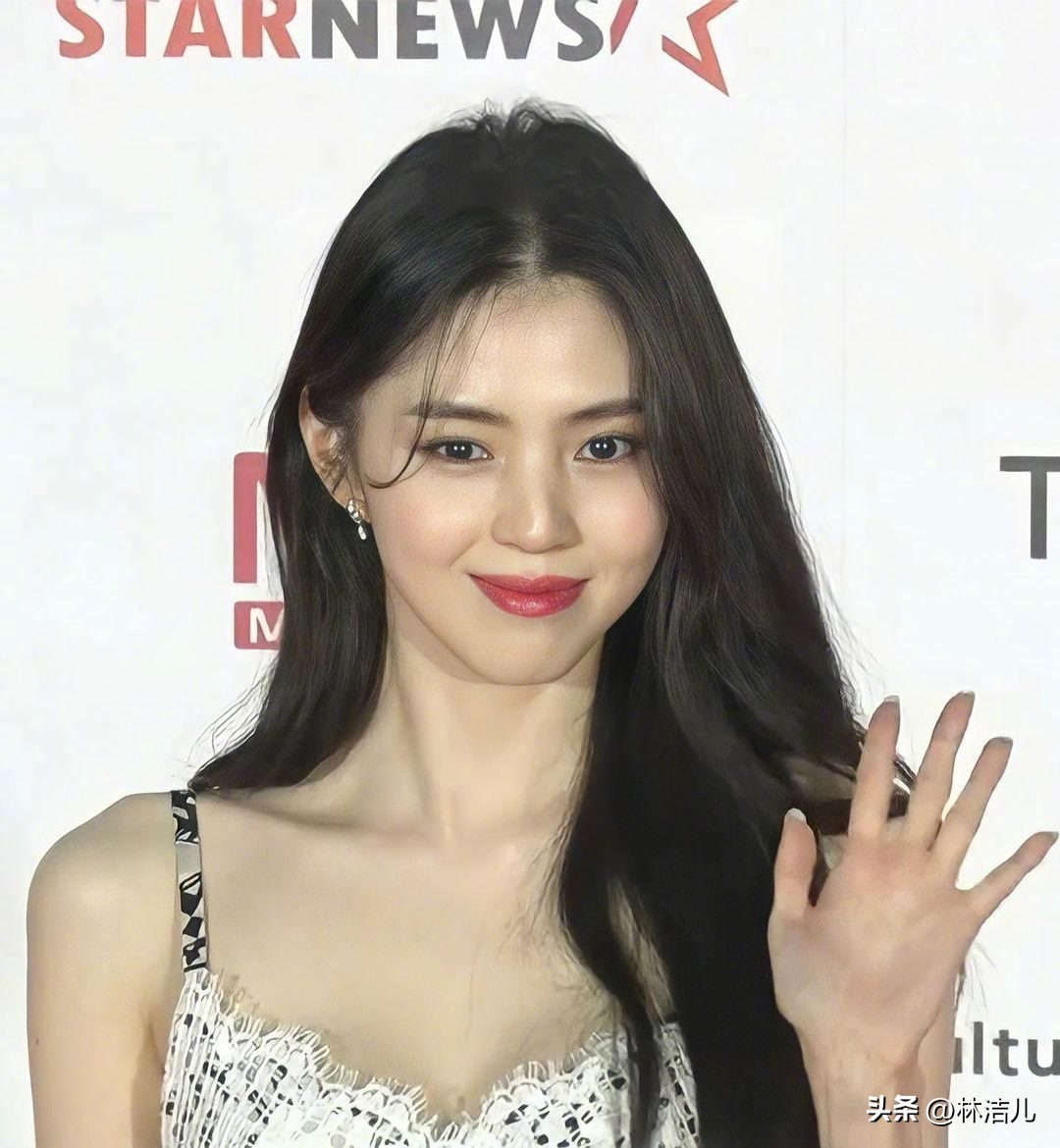 Being praised as "the god of beauty has come", Han Suxi has been crazy ...