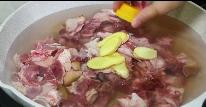 "Boiled mutton" learns to do this, and the whole family rushes to eat ...