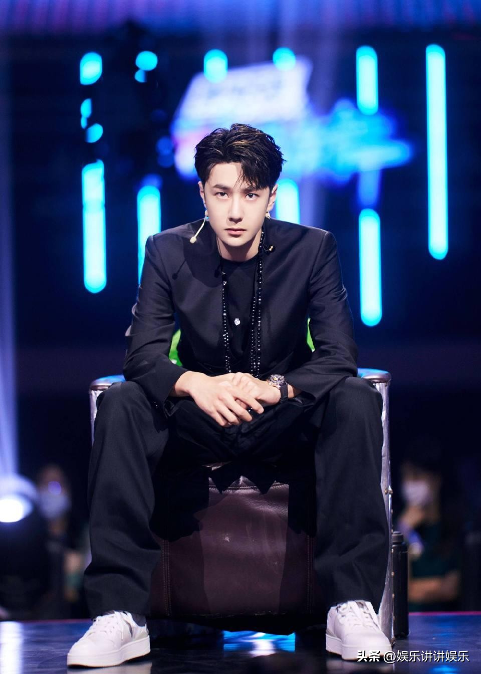 Generation Z singer! Twenty-one popular songs in three years, Wang Yibo ...