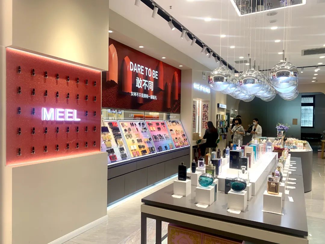 How does a local beauty chain find a new way in shopping malls? - iNEWS
