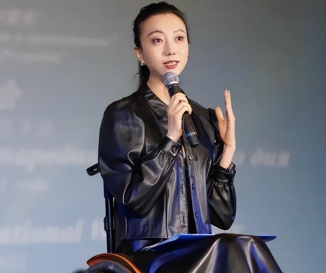 Dancer Liu Yan fell and became paralyzed, but she made a comeback 16 ...