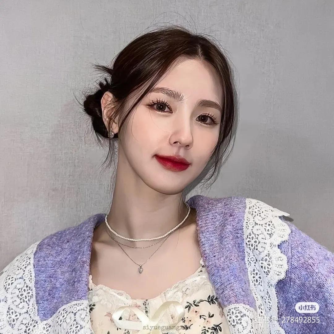 Zhao Meiyan is really a peerless beauty with a high nose and an oval ...