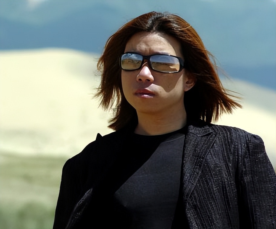 Music talent Guo Feng: His father died young, he supported his mother's ...