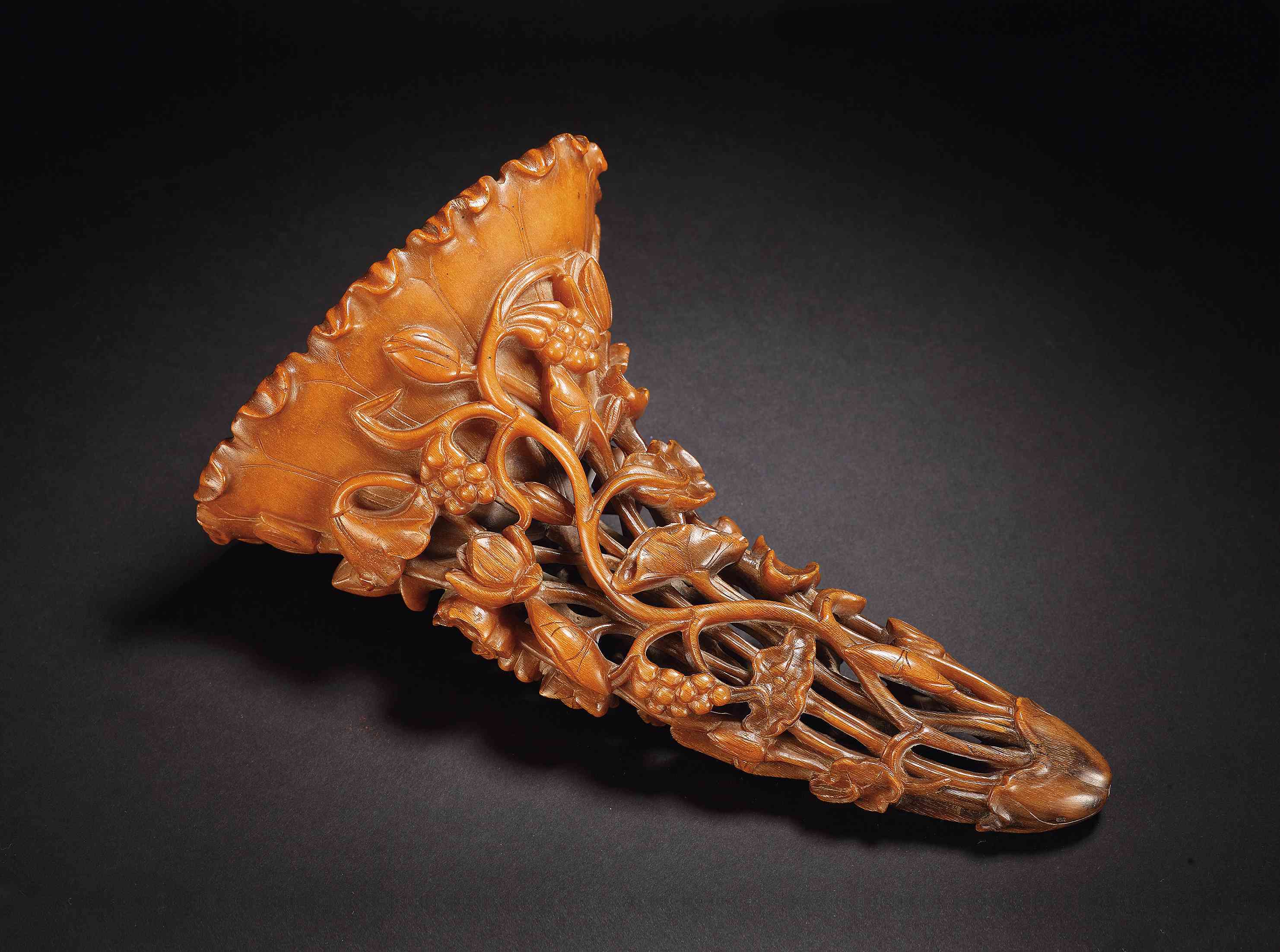 strangeness! Why do Chinese like rhino horn carving? - iMedia