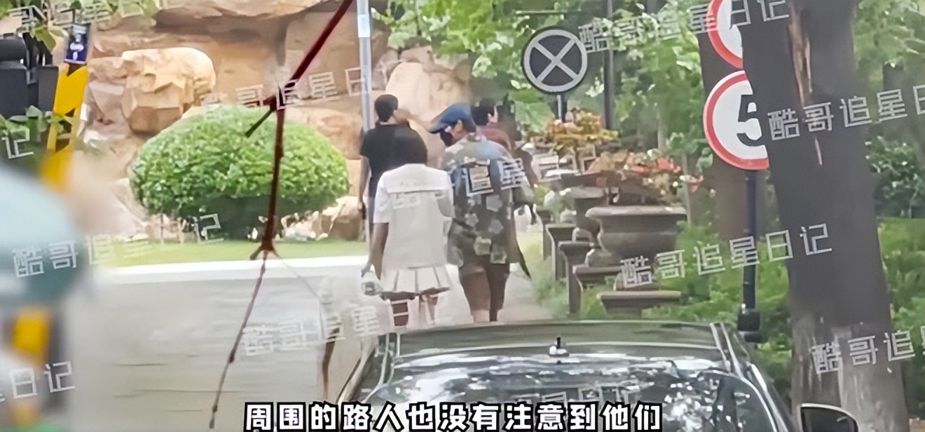 The video of Qin Lan and Wei Daxun going home holding hands, the interaction between the two is ...
