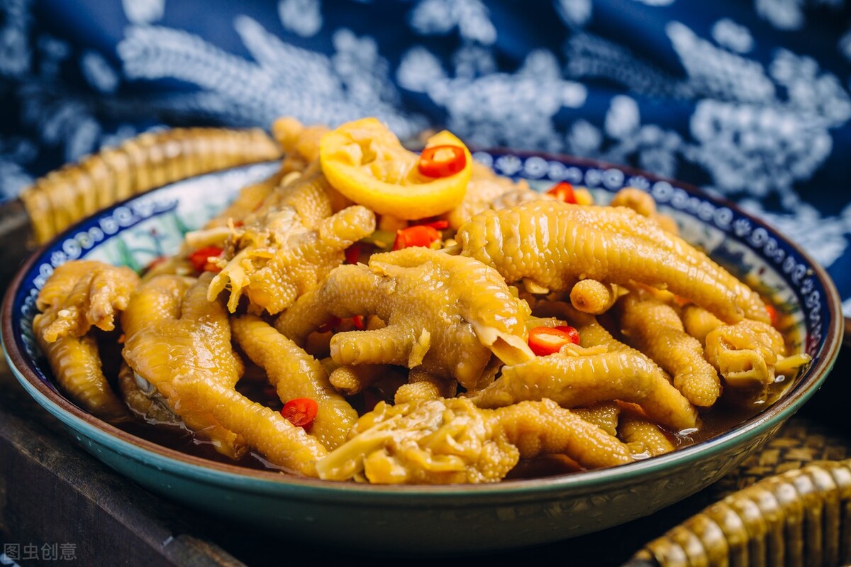 Hot and sour chicken feet that can be learned in two minutes, hot and ...