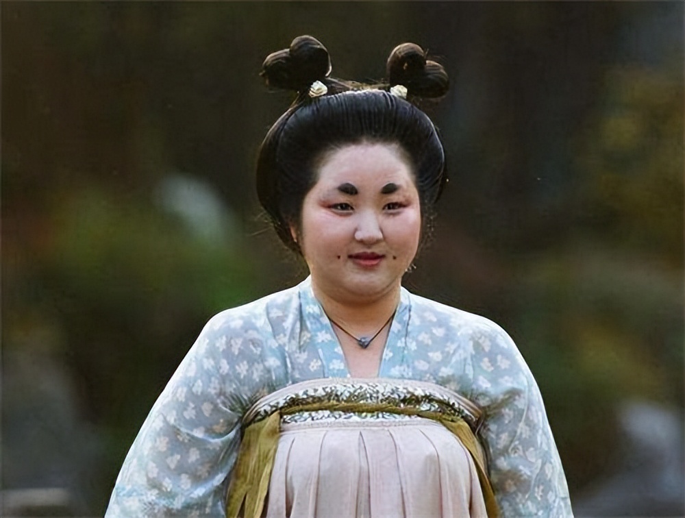Did the Tang Dynasty really "respect fat as beauty"?Seeing Yang Yuhuan ...