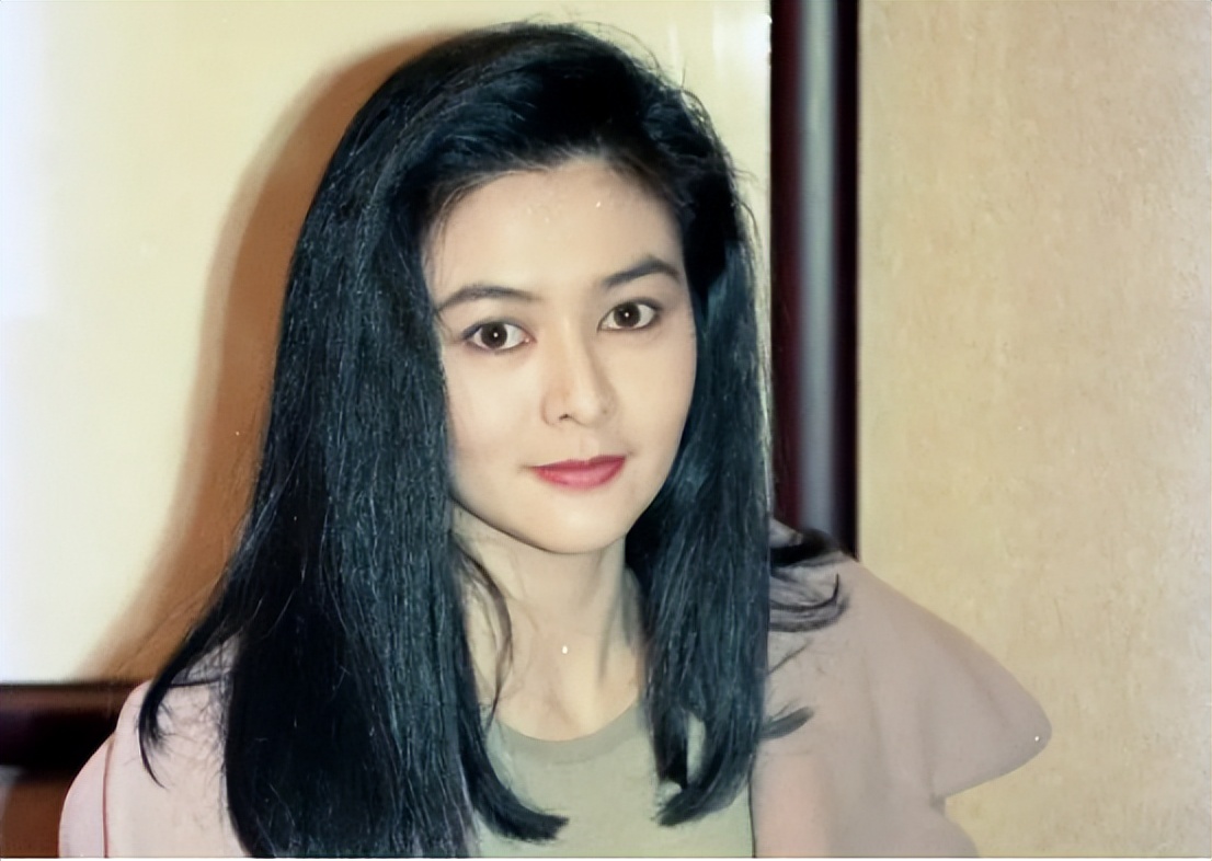 Because of 2 golf balls, she became a "desirable woman", and the truth was exposed at the age of ...