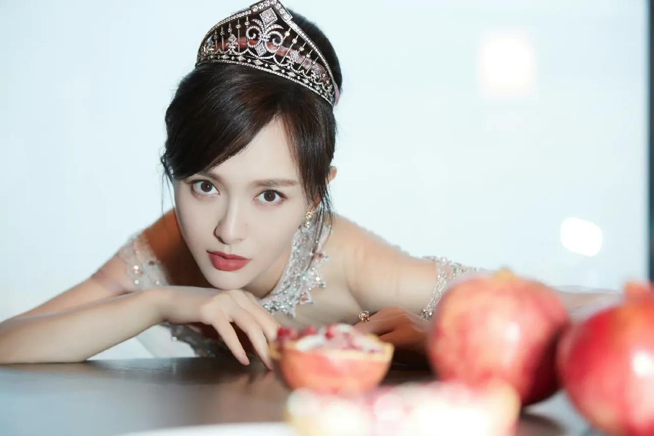 Tang Yan: The Brilliant Road of Acting Beauty - iMedia