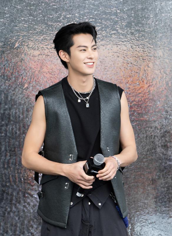 Let's run, brother, the next round of recording will go to Thailand ...