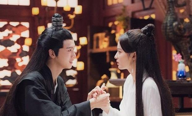 After Chen Youwei was photographed at Wang Churan's house overnight, it ...