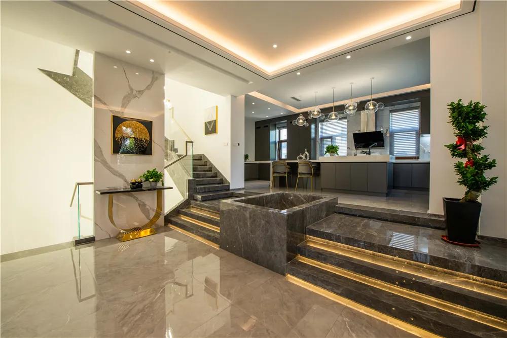 (Completed) The 400-square-meter Tianmao Lake with capable and advanced ...