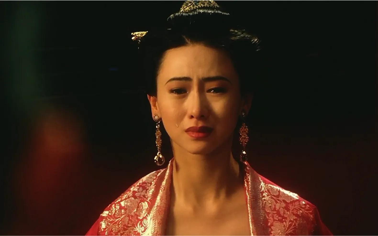 Weng Hong: The image of a jade girl debuted, in order to become famous ...