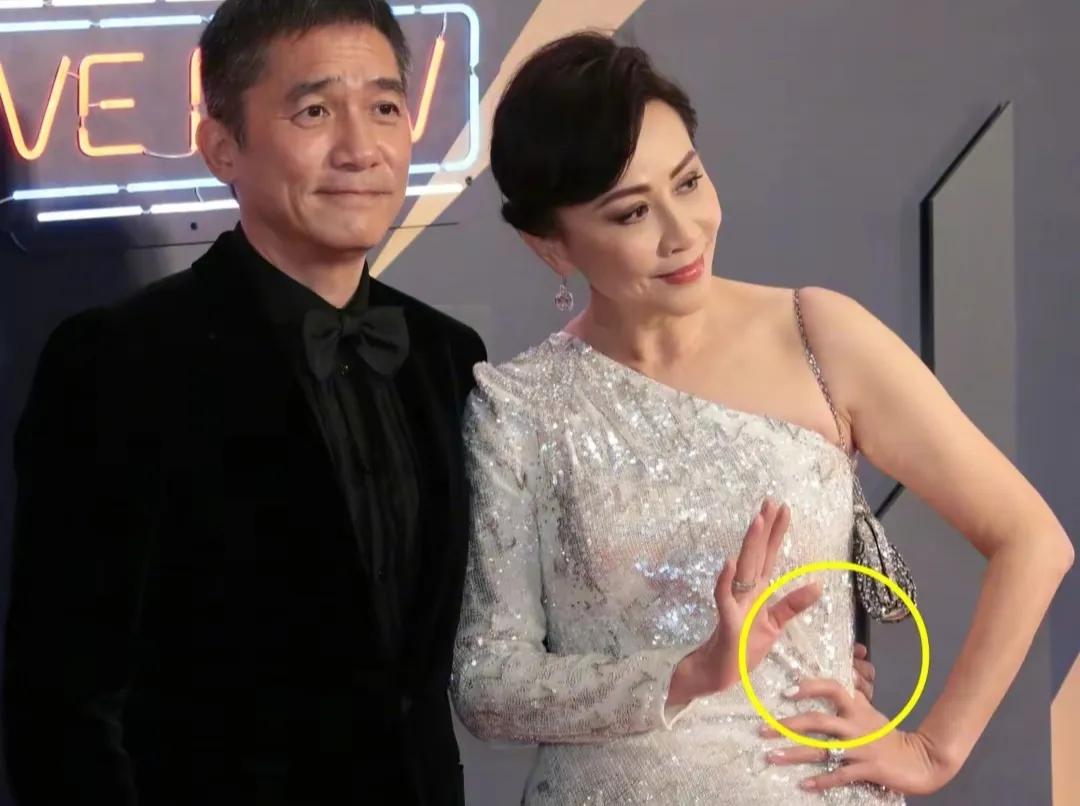 Liang Chao won the Best Actor Award at the 16th Hong Kong International ...