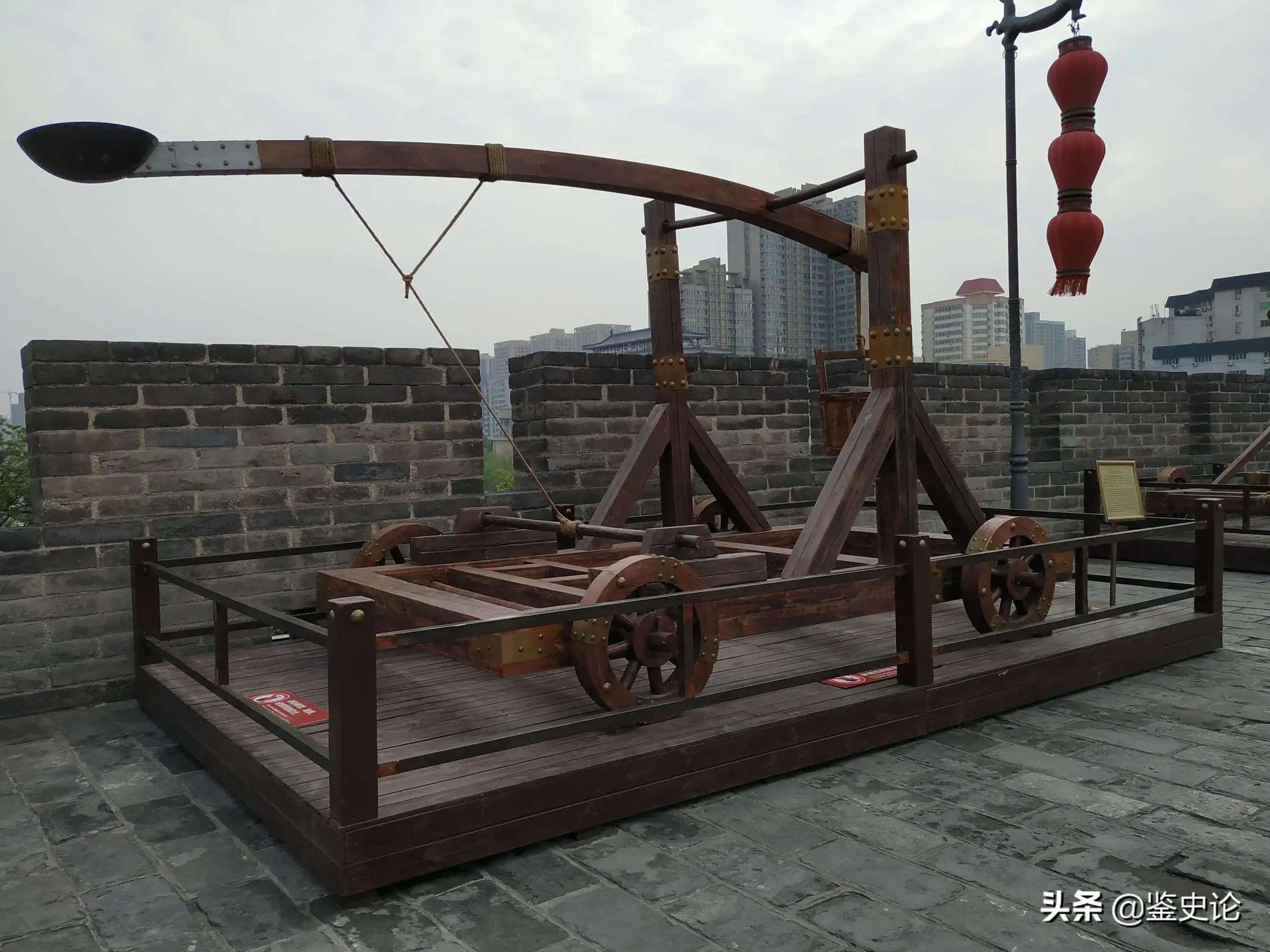 Why did the Zhuge Crossbow invented by Zhuge Liang appear in Wei? - iNEWS
