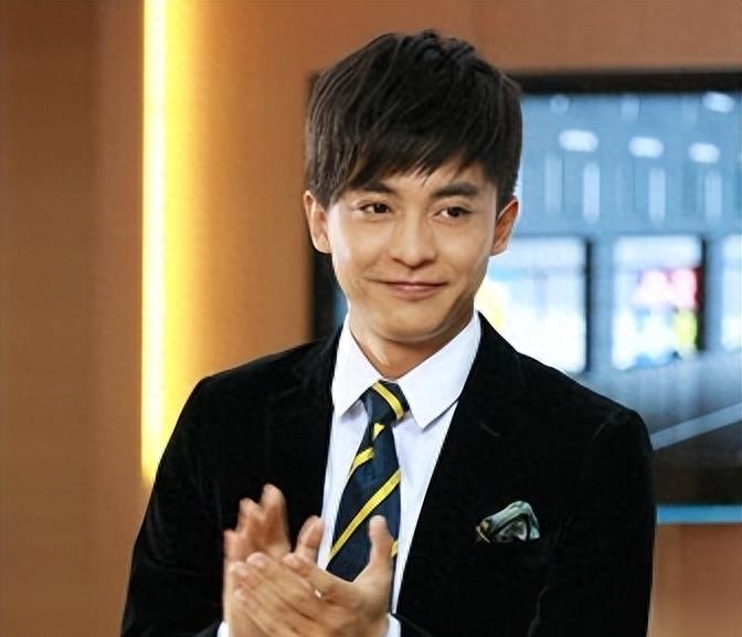 From comedy to ancient puppet show, how did Li Jiahang get rid of the ...