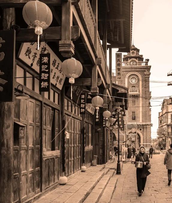 In 1946, Shen Chong, a talented woman from Peking University, was raped ...