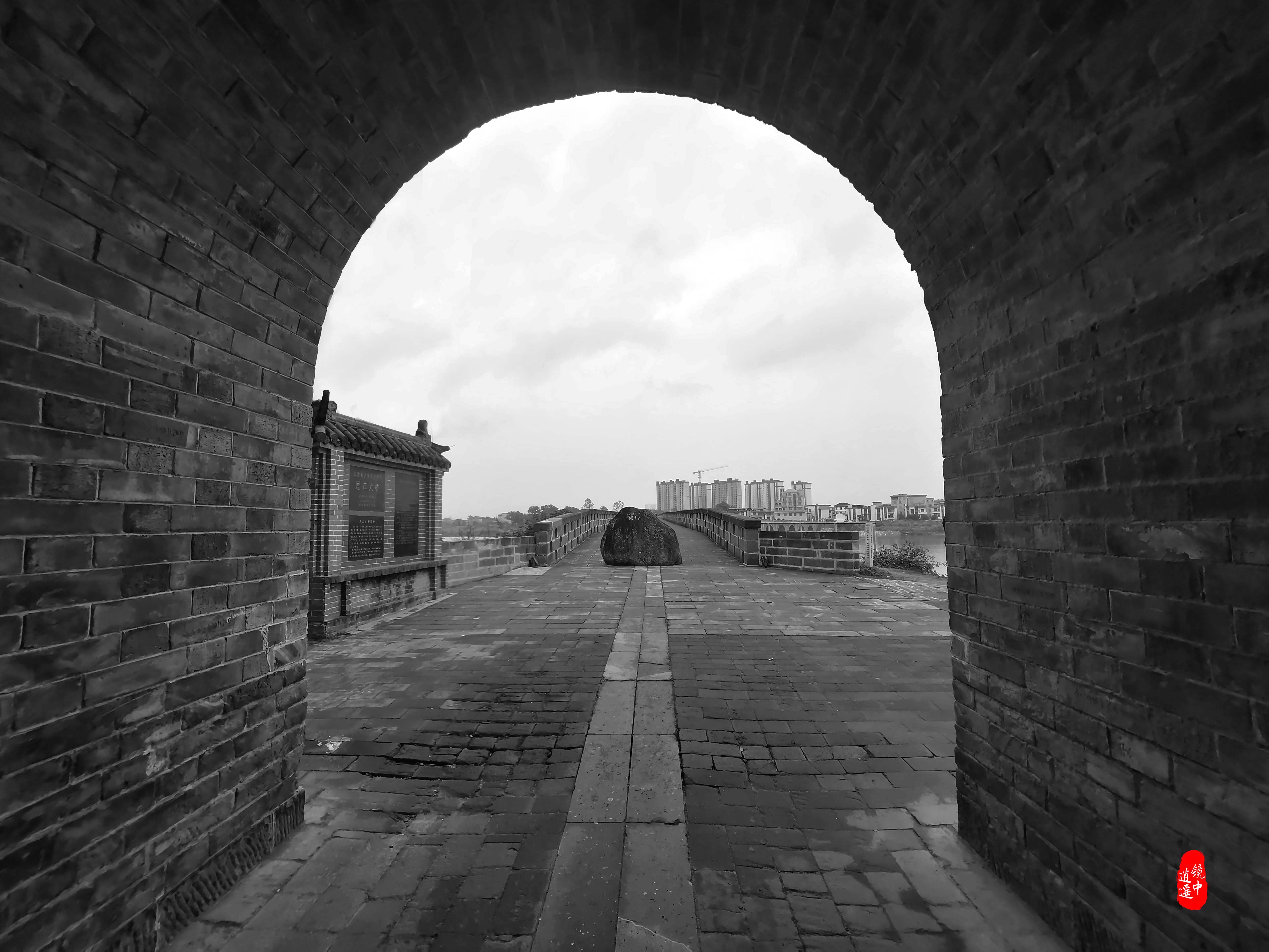 Yongfeng, Jiangxi: Enjiang Ancient Bridge under the Ancient City Wall ...