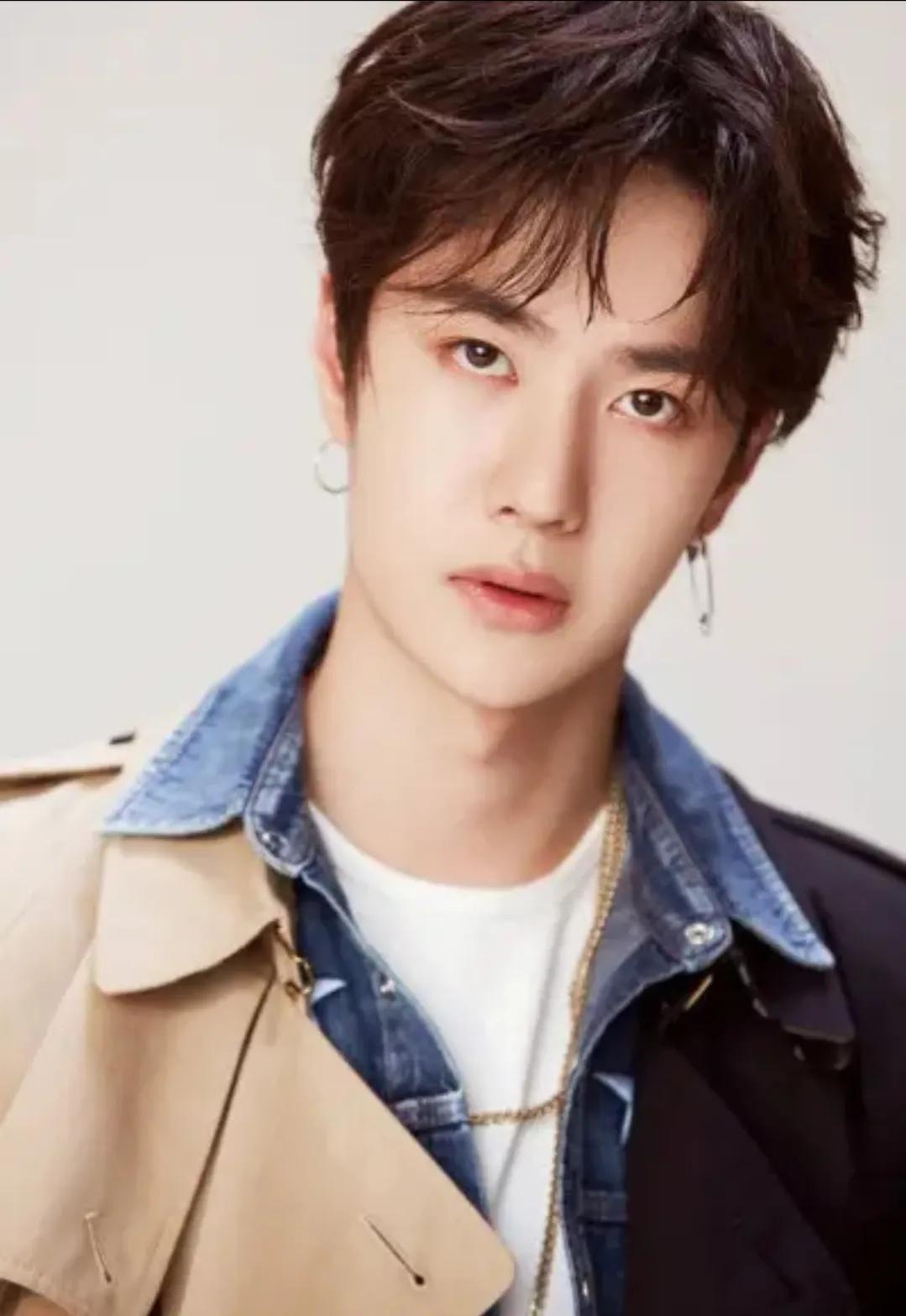 Beautiful people!Yang Mi donated 1 million to support Sichuan, and Wang ...