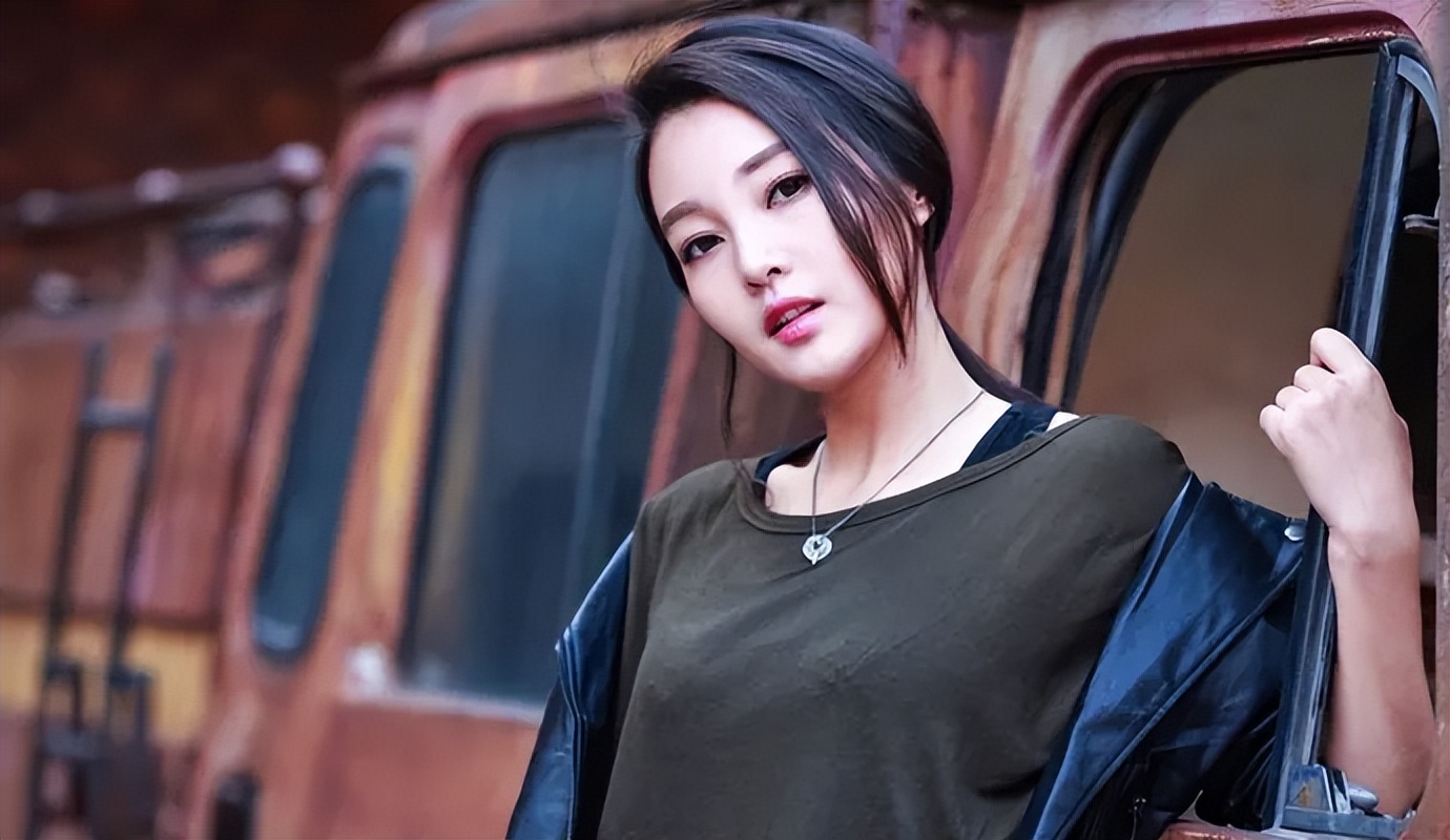 Mingyang Entertainment—Beauty Star—Guo Yan - iMedia