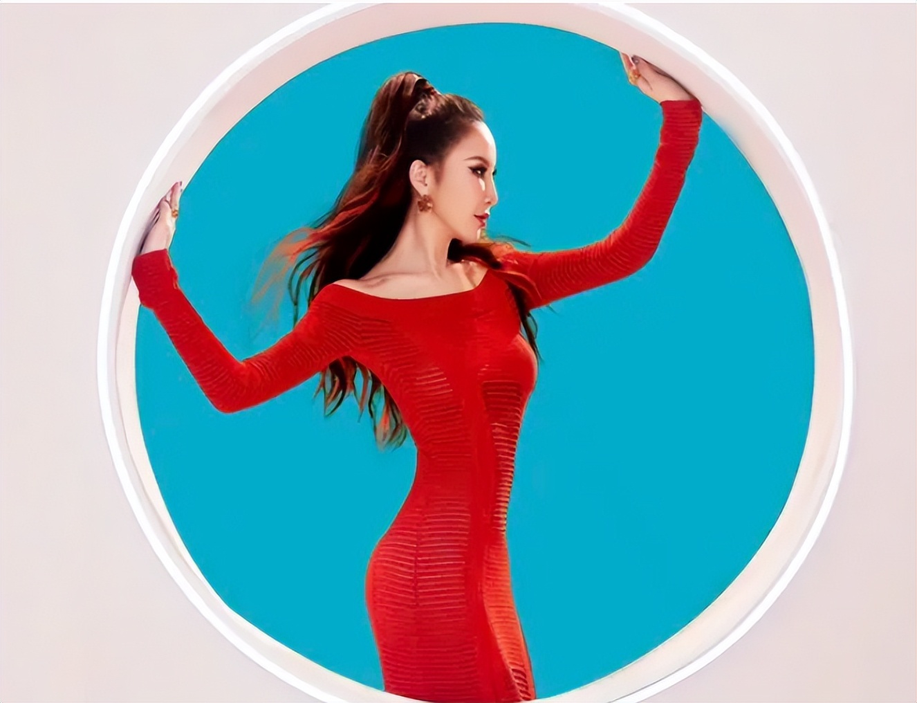 Coco Lee's posthumous photos are released! My sister's choice is meaningful, and the story ...