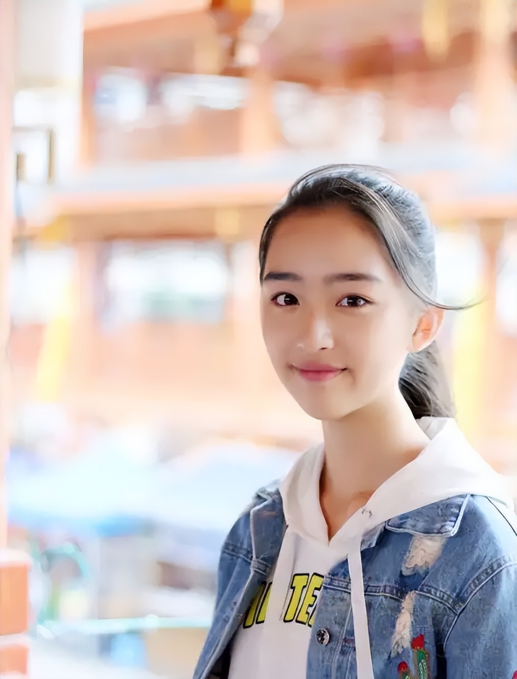 Mingyang Entertainment - Beauty Star - Deng Enxi - iNEWS