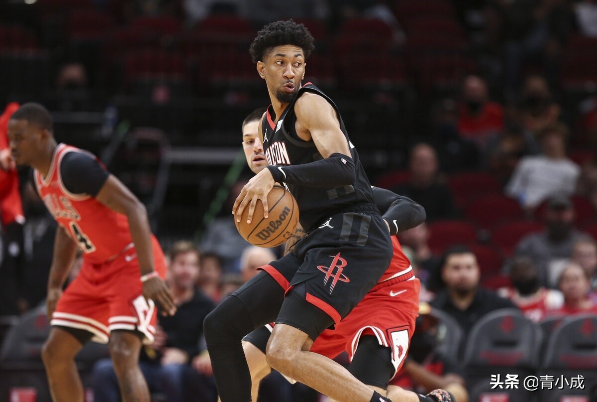 It's 20+10 again!The Rockets have earned it. This is the real small ...