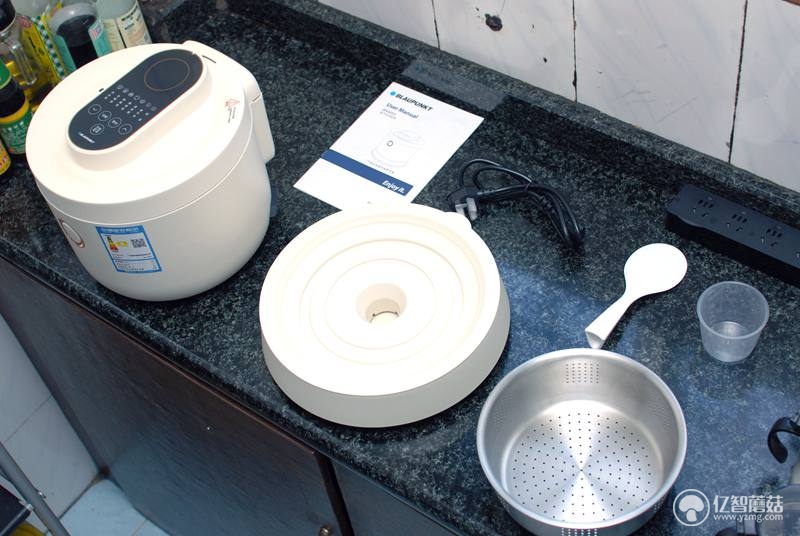 German Sapphire Steam Rice Soup and Rice Cooker Experience: Steaming in ...