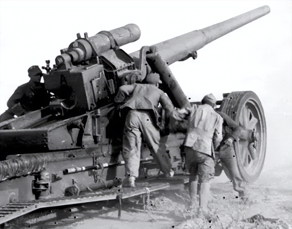 Expensive German boutique cannon - German K18 170mm cannon - iMedia