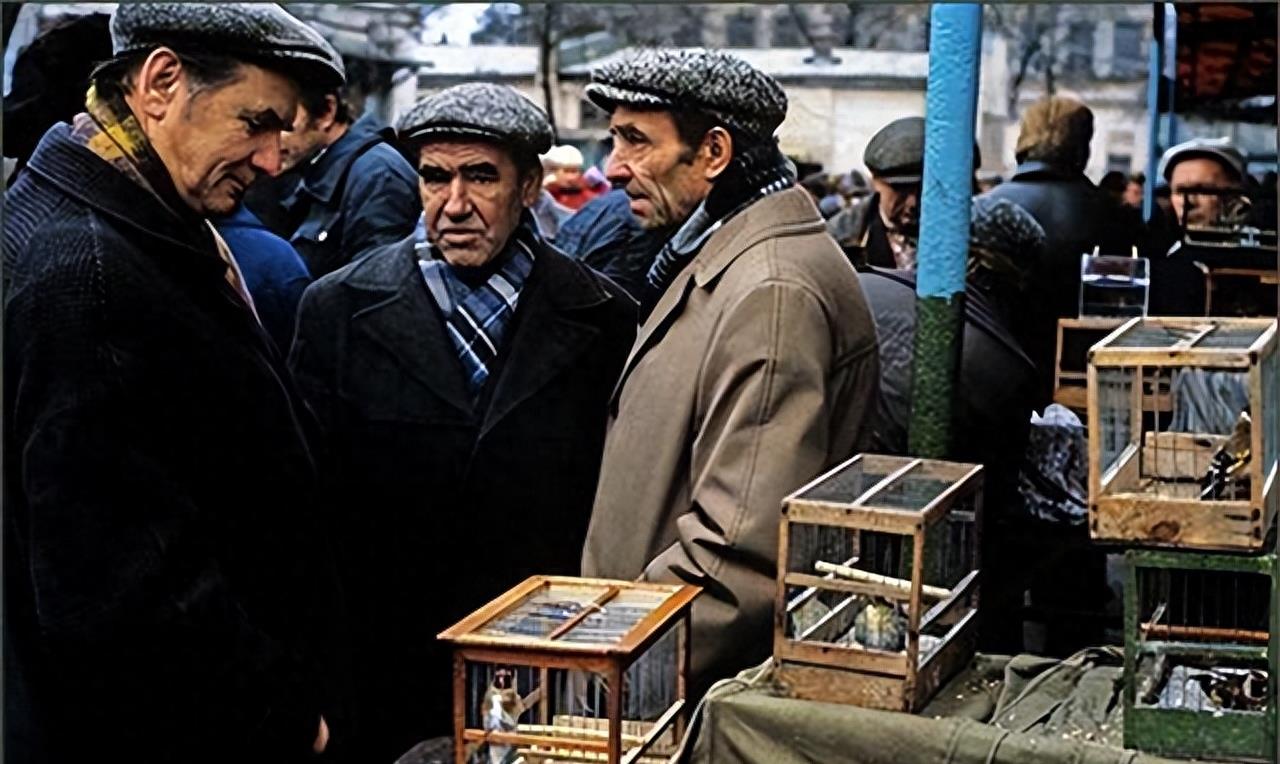 "Communism" that serves the enjoyment of a few people - the "special ...