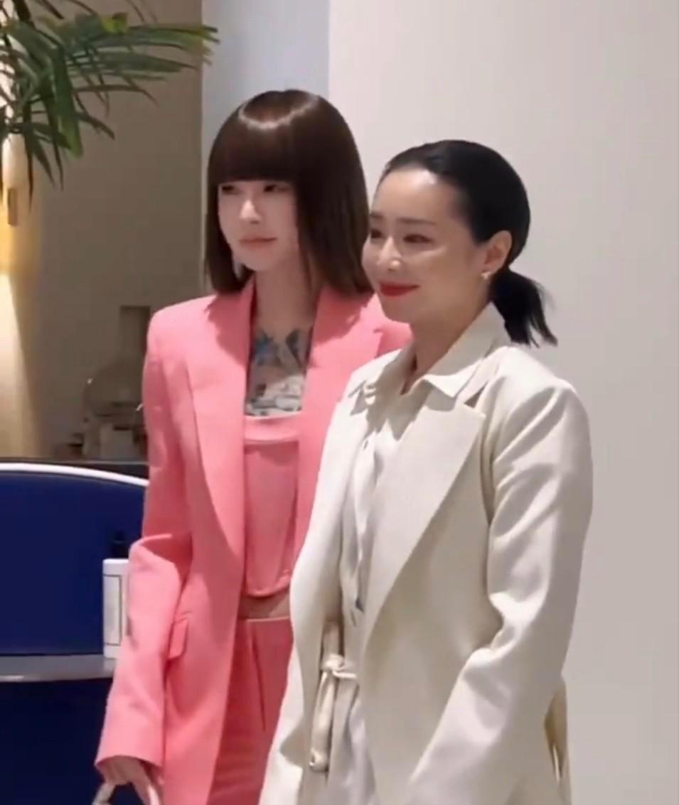 After "The Knockout" became popular, "sister-in-law" Gao Ye and Su ...