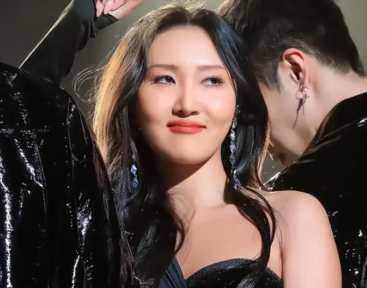 It was revealed that Hwasa was accused of lewdness during her ...
