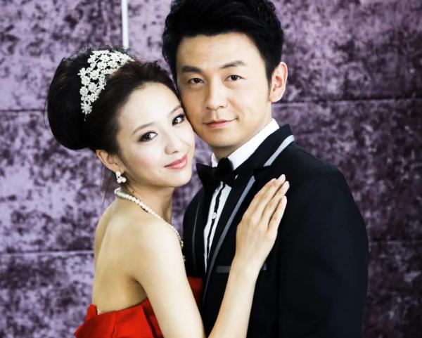 Zhai Xufei: Married for 12 years, as a full-time wife to support Lei ...