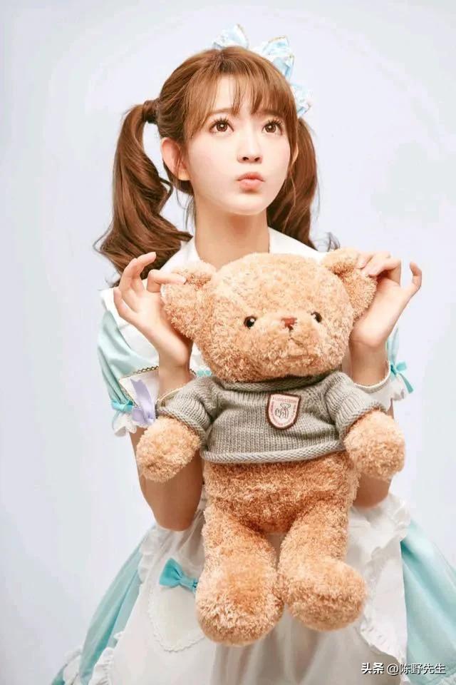 Do you still remember Akagi Haruko of Yurisa cos, the most beautiful girl in Korea last time ...