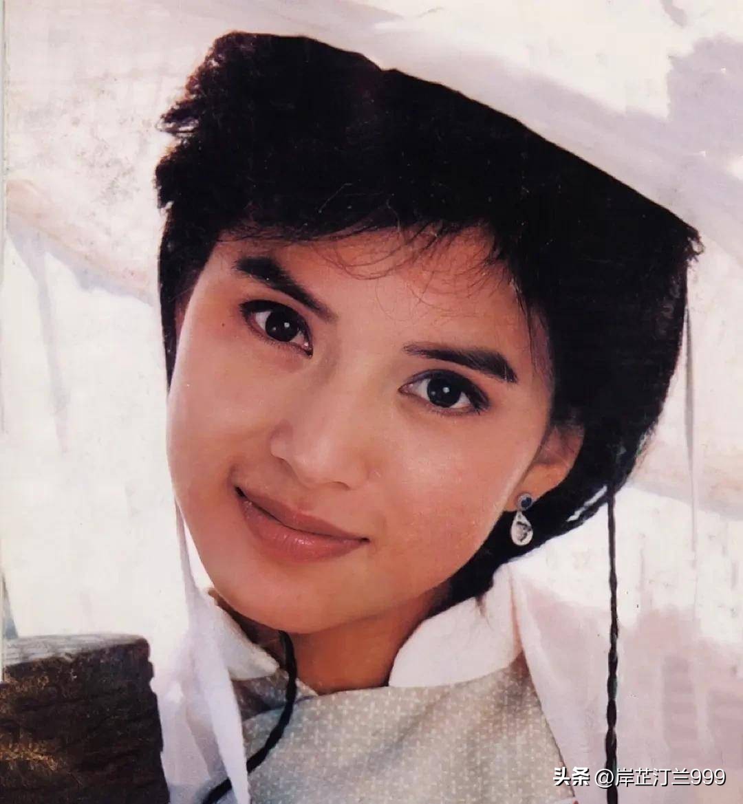 Li Ruotong, the fairy in the world - iNEWS