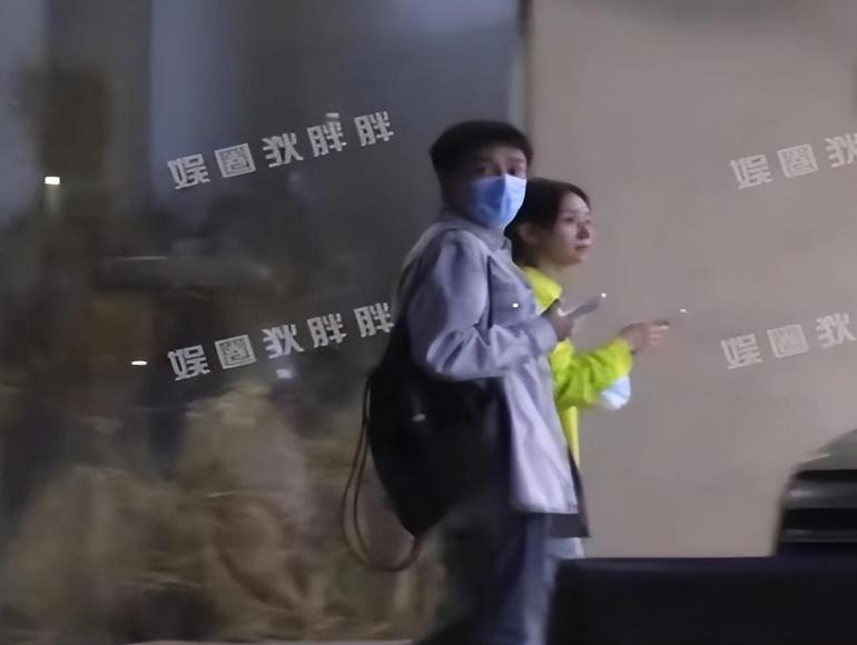 34-year-old Jiao Junyan's new relationship is exposed!In the middle of the night, I hooked my ...