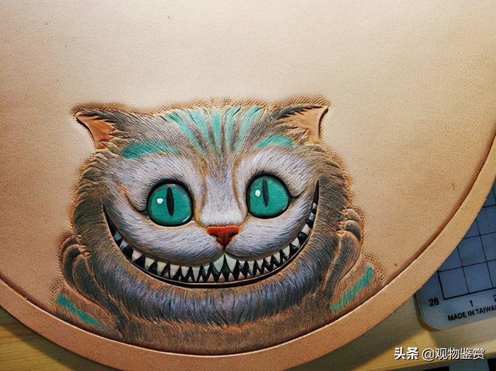 What does a Cheshire cat's laugh mean, what kind of cat is a Cheshire ...