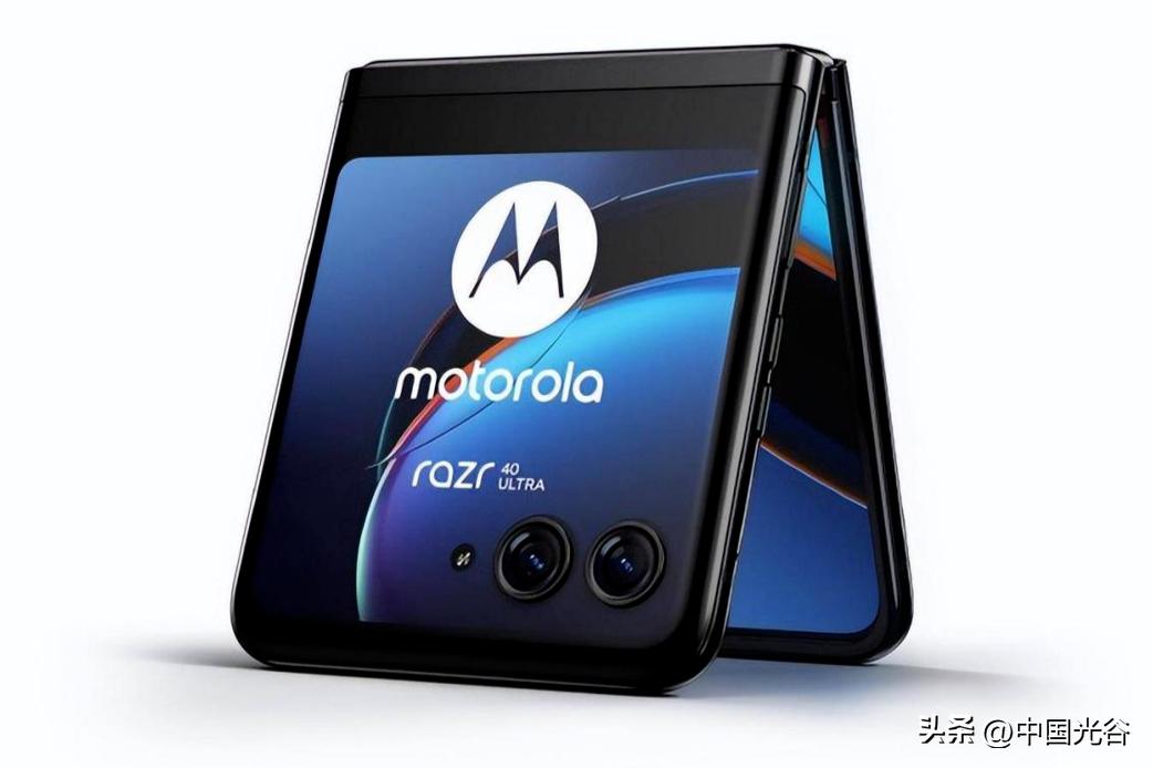 moto's new vertical folding mobile phone "Made in Optics Valley", the ...