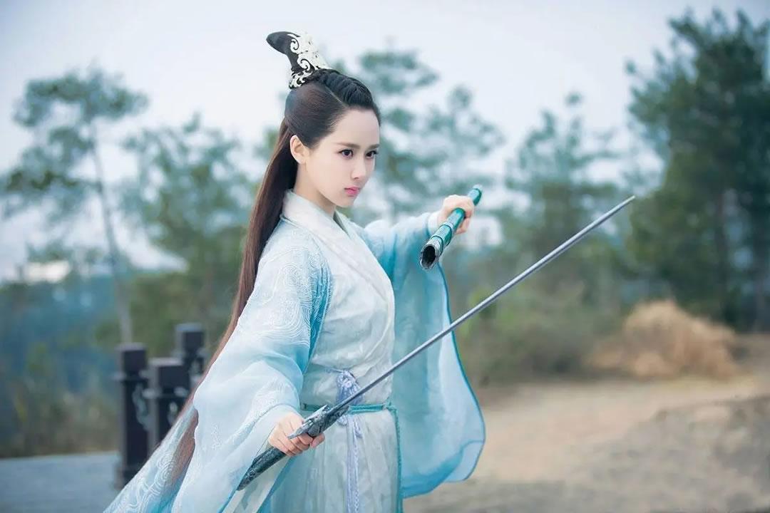 Yang Zi's growth path from "A Family With Children" to a first-line ...