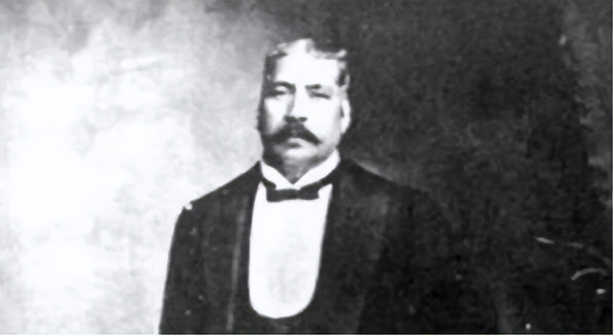 His grandfather was a wealthy Jewish businessman, and his mother was a ...