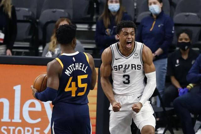 4 years and 80 million, the Spurs renew the contract in advance!After 2 ...