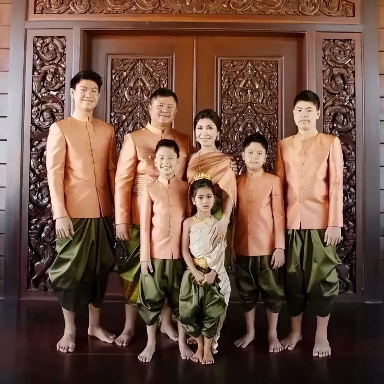 Prime Minister Hun Sen has many children and grandchildren, and his ...