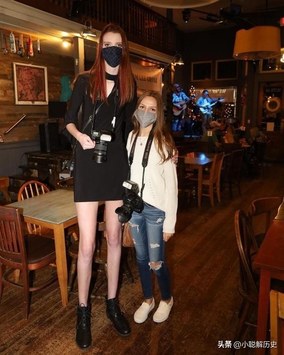 The world's largest long legs!The girl's outstanding appearance has a ...