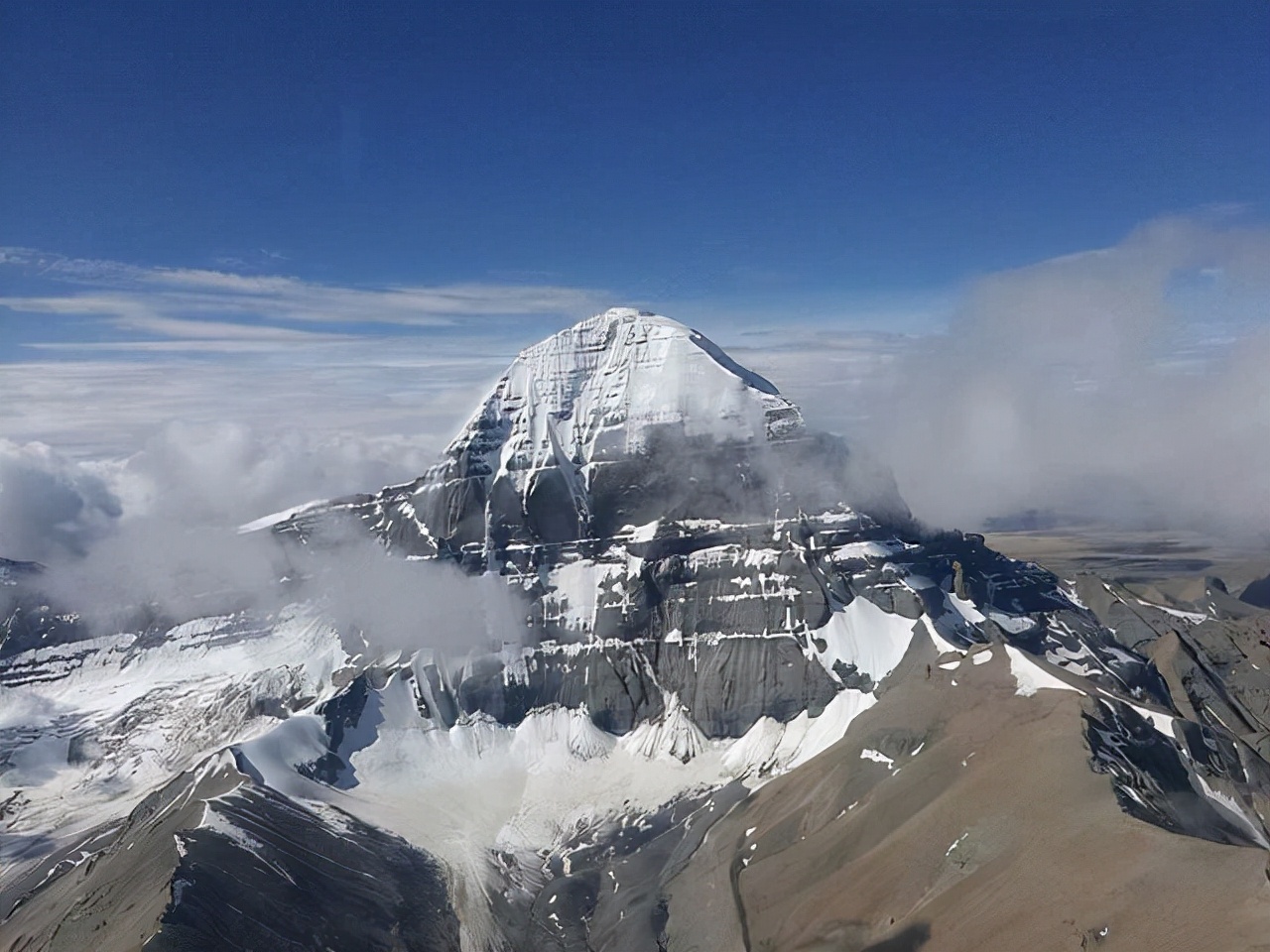 Tibet Belief Tour - Gang Rinpoche's Guide to Turning Mountains - iNEWS