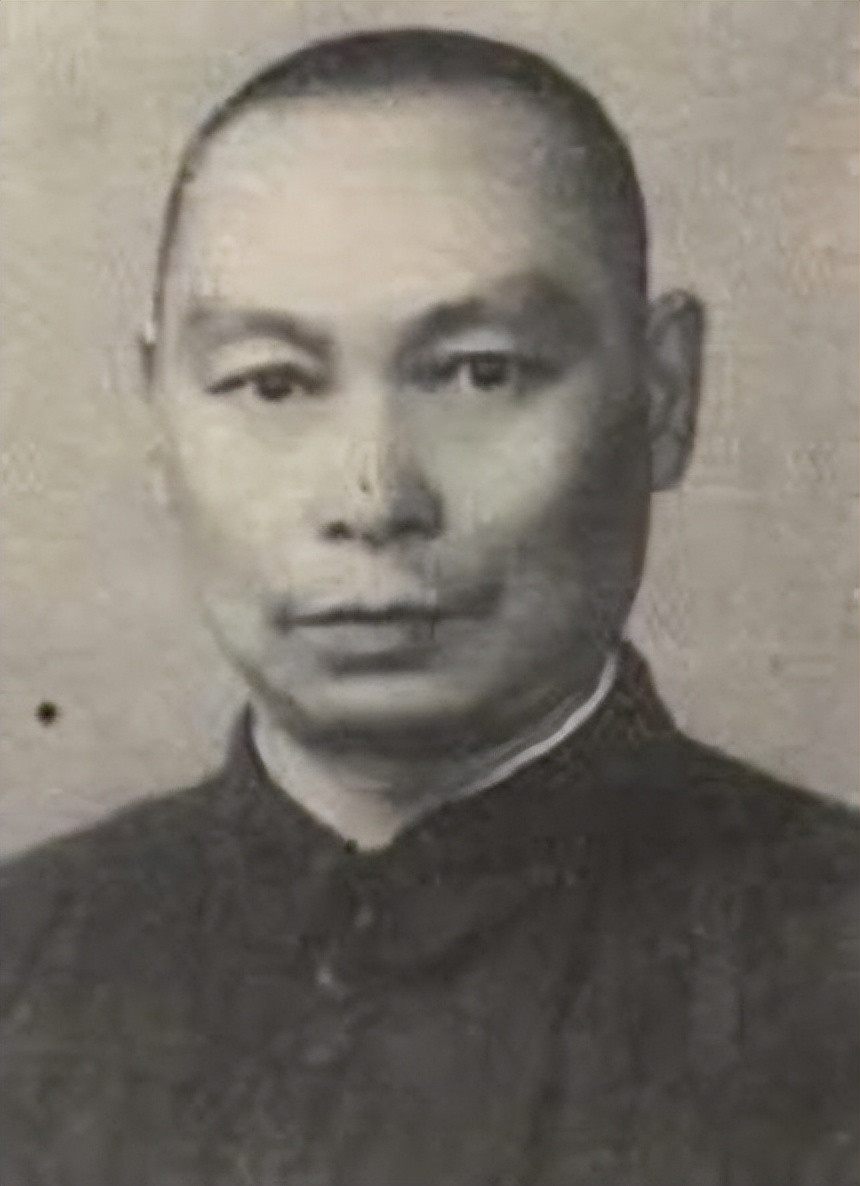 Worried about being dismissed from the army, he actually saluted Yan ...