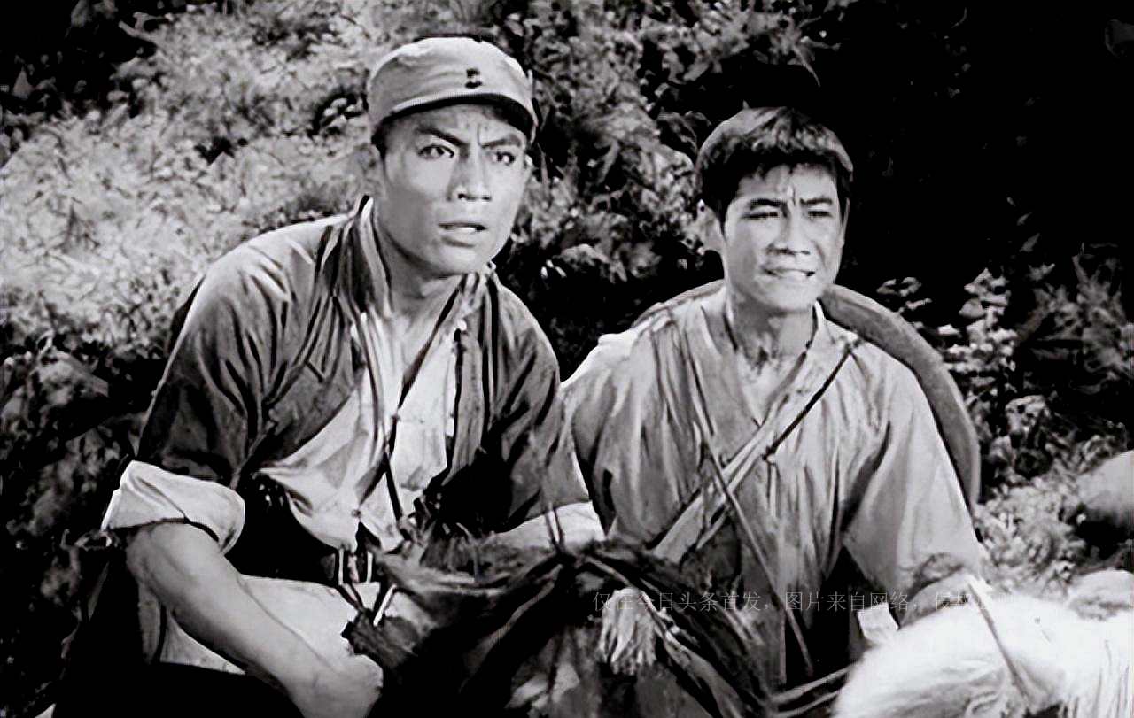 The funeral of Double Gun Li Xiangyang and Guo Zhenqing was sad at the ...