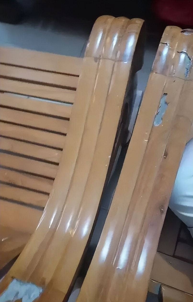 Is your sofa made of cement?Solid wood sofa becomes "cement sofa" - iNEWS