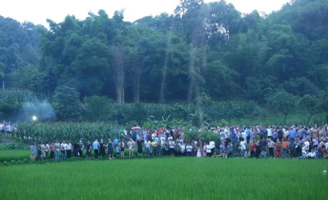 A strange astronomical phenomenon reappears in Luzhou, and many rare ...