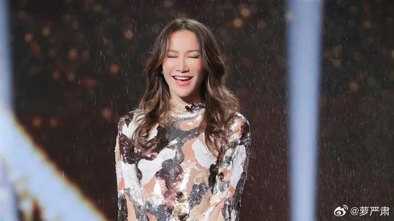 Singer Coco Lee passed away. The cause of death was not cutting her ...