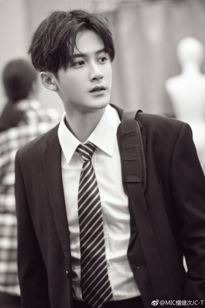 Tan Jian's new play?Zhou Yutong's development?Buy super Zhang Jiani ...